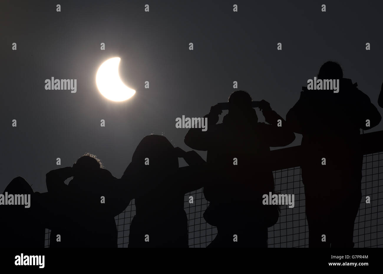 Total solar eclipse people hi-res stock photography and images - Alamy