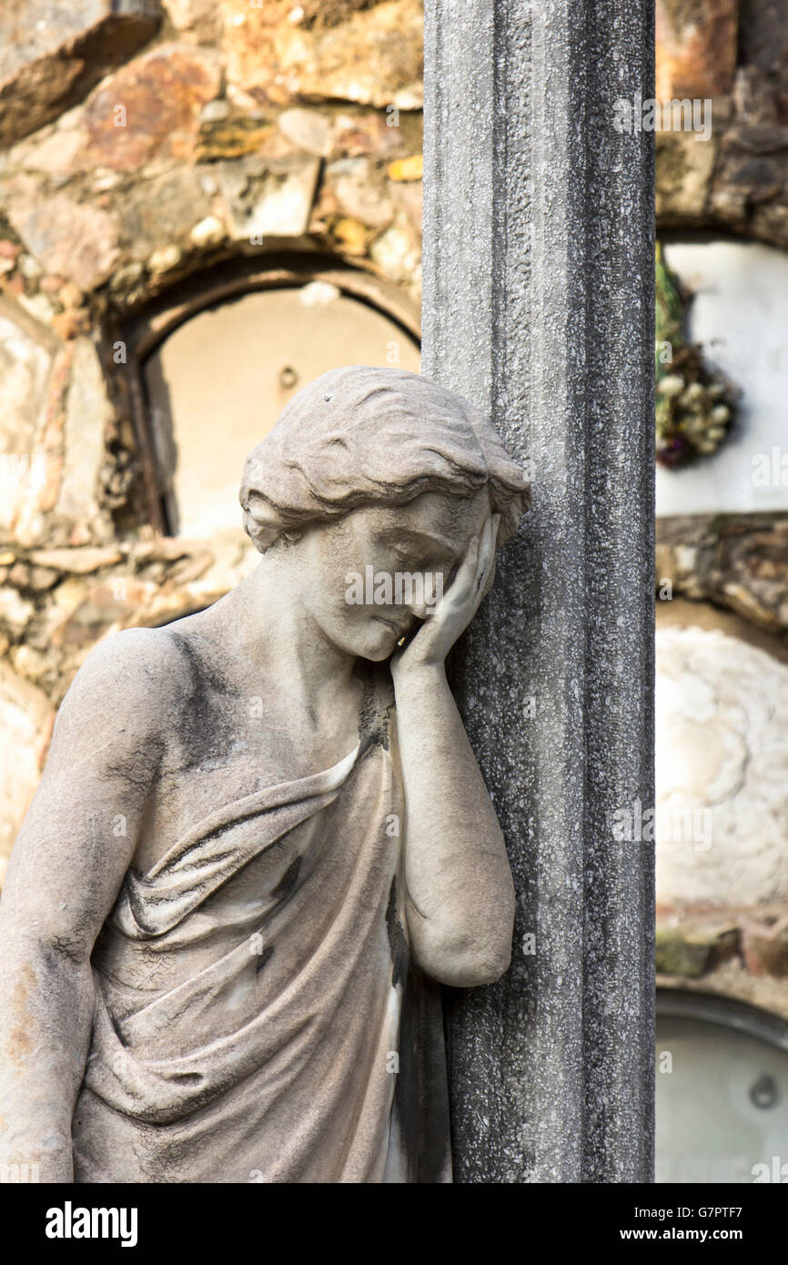 Grief and history statue hi-res stock photography and images - Alamy