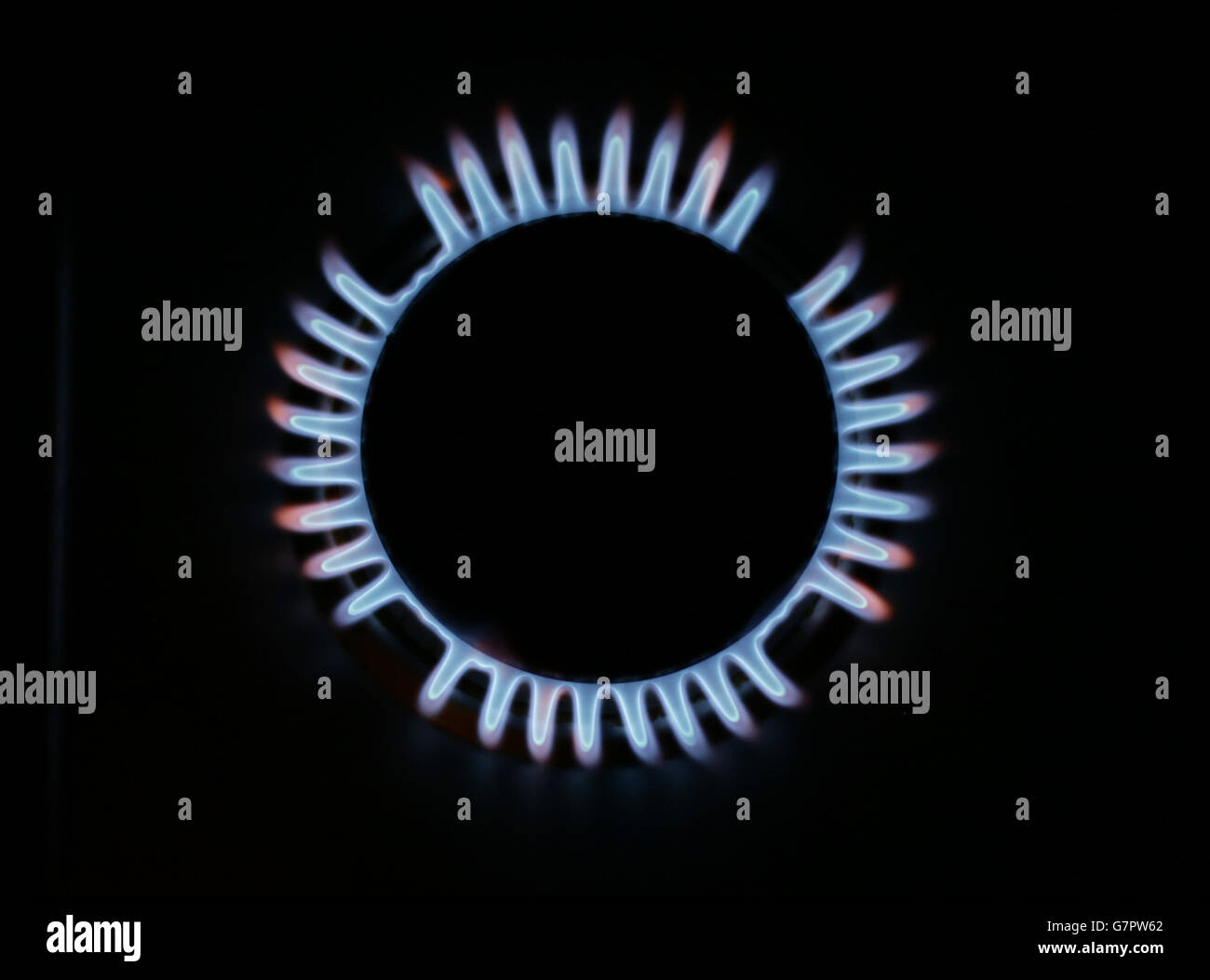 Gas ring lit hi-res stock photography and images - Alamy