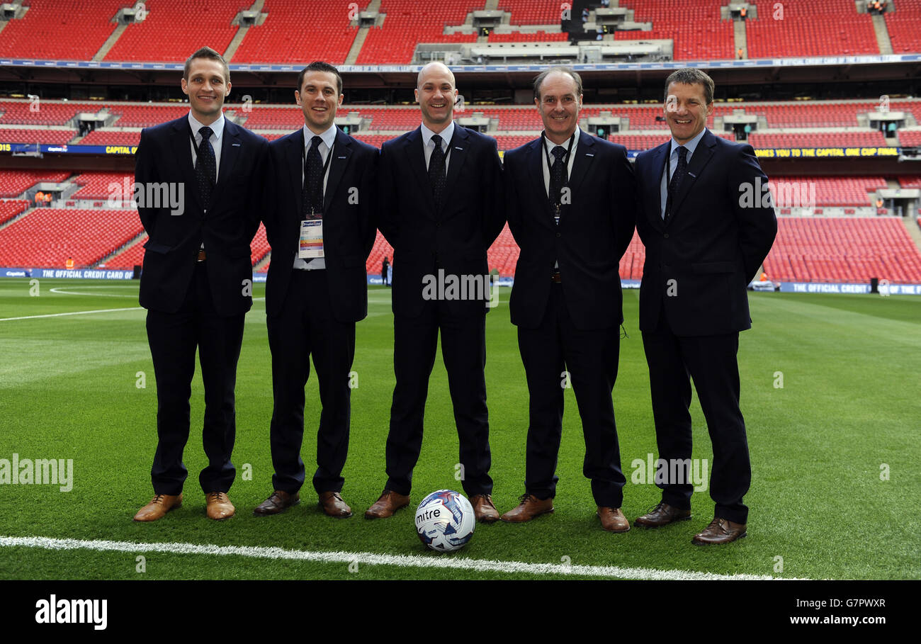 Referee lee betts hi-res stock photography and images - Alamy