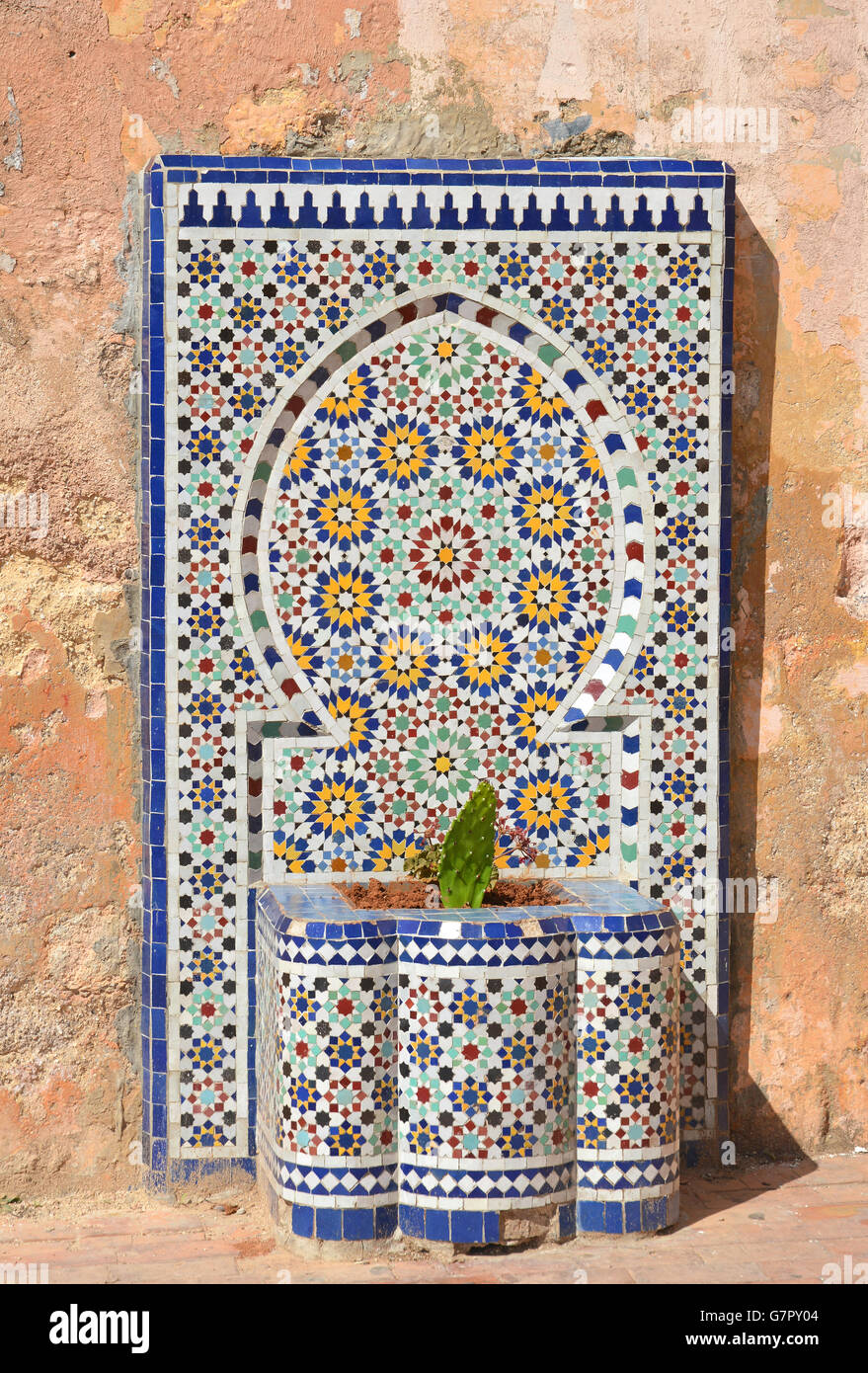 Moroccan vintage tile background Stock Photo - Alamy