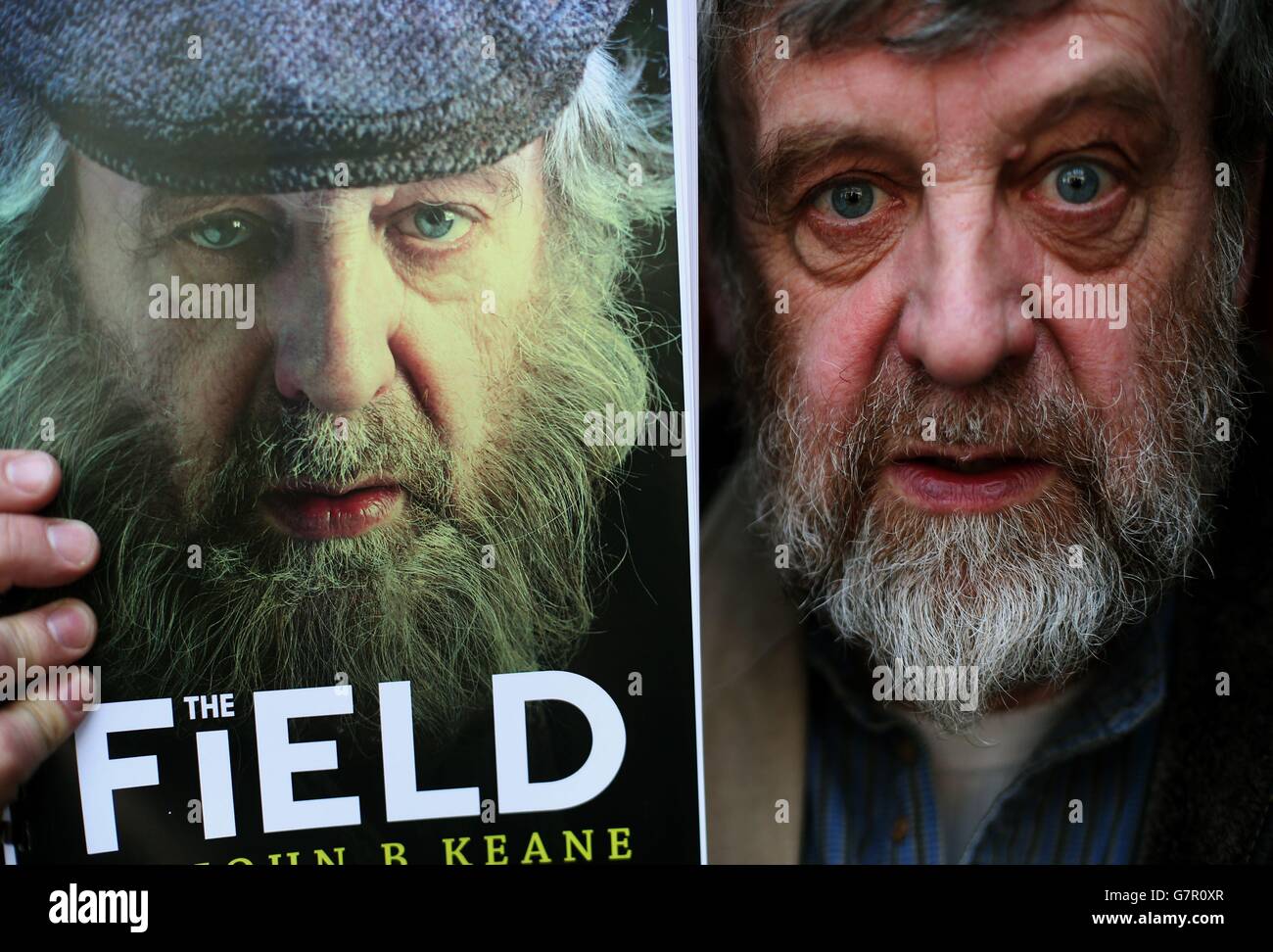 The field by john b keane hi-res stock photography and images - Alamy