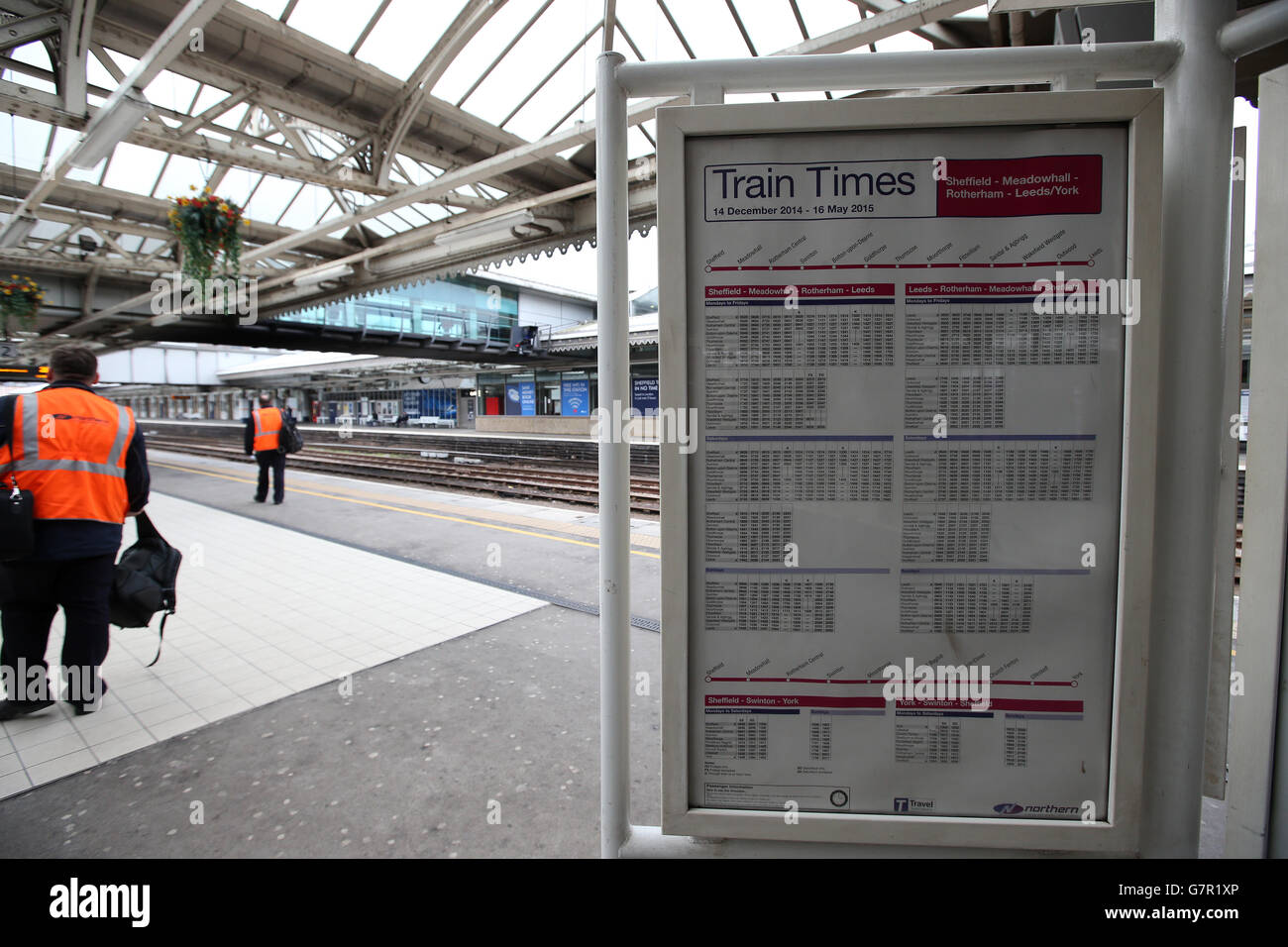 Train timetables at sheffield station hi-res stock photography and ...