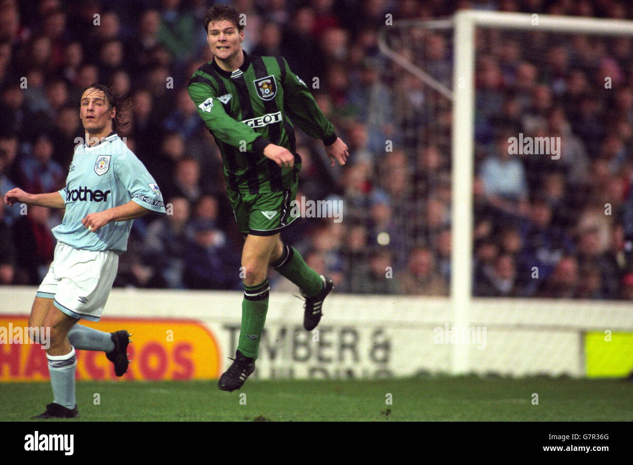 Paul Walsh Manchester City (l), in action against Coventry City Stock ...