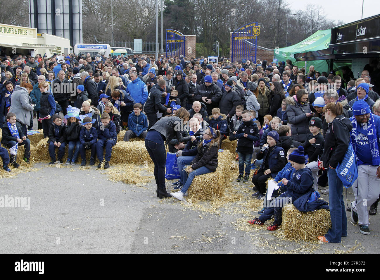 Newcastle united fan zone hi-res stock photography and images - Alamy
