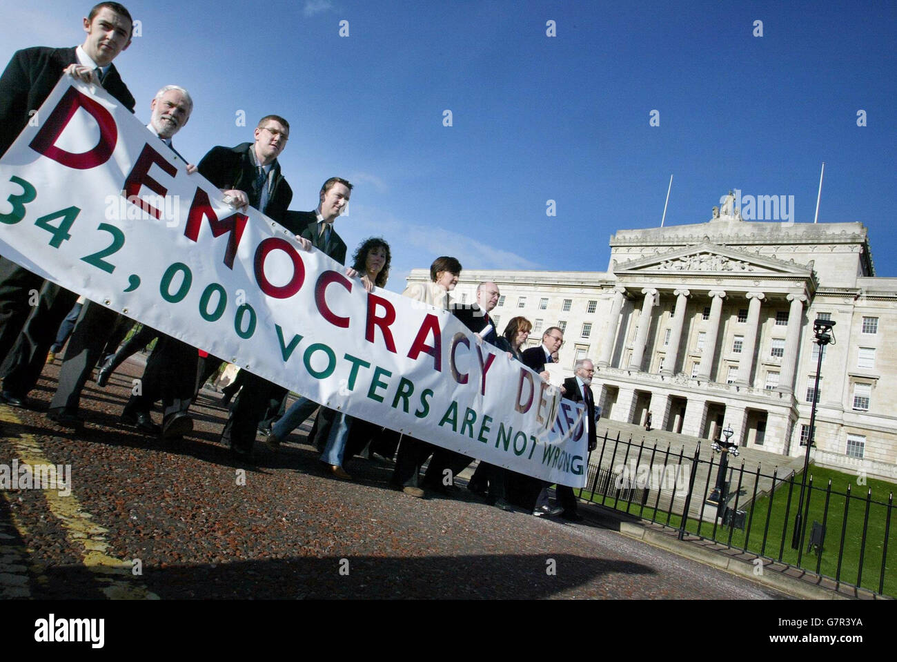 Independent monitoring commission report hi-res stock photography and ...