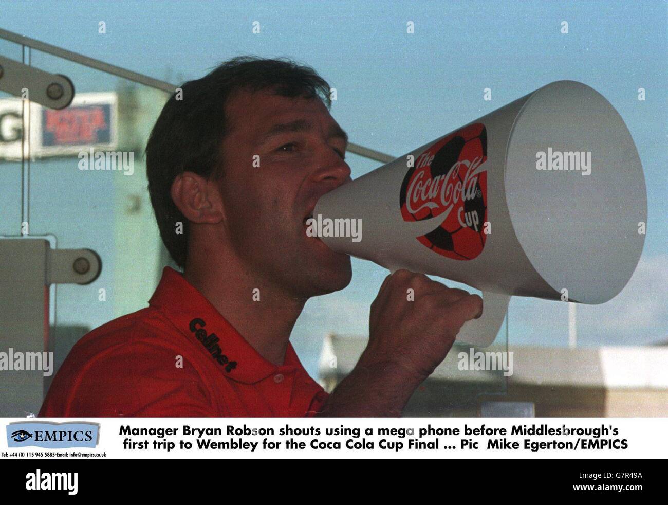 Manager Bryan Robson shouts using a mega phone before Middlesbrough's ...