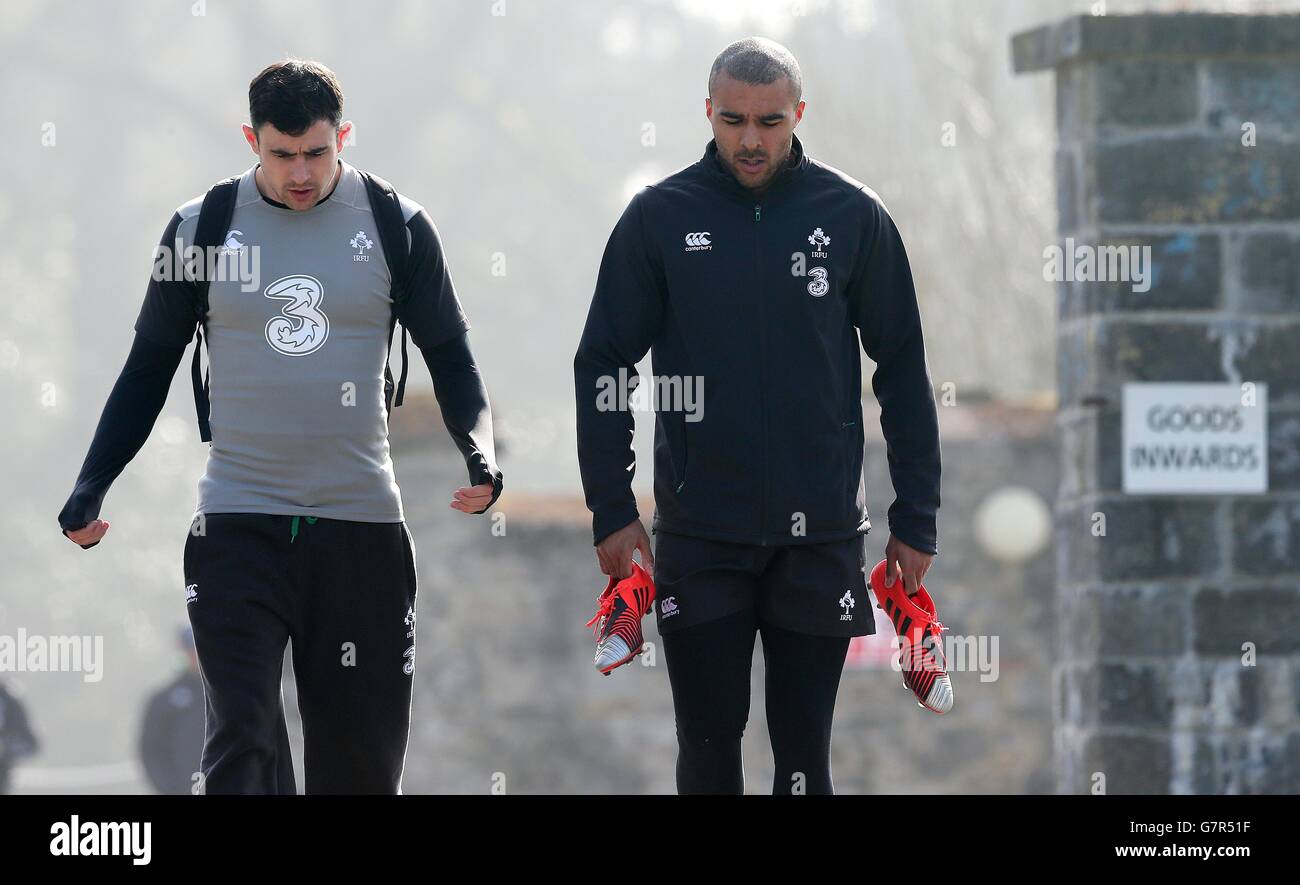Ireland's Felix Jones and Simon Zebo drive at a training session at ...