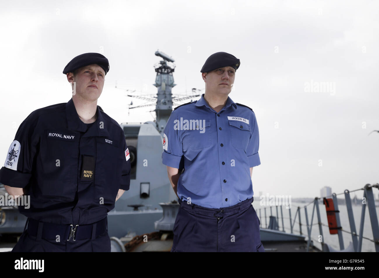 New Royal Navy uniform Stock Photo - Alamy