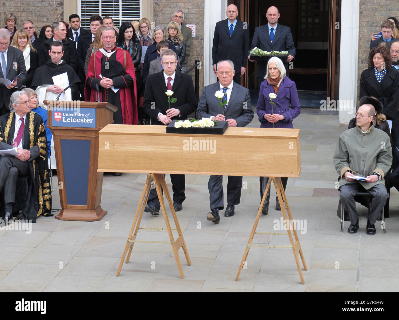 Before and after building hi-res stock photography and images - Alamy