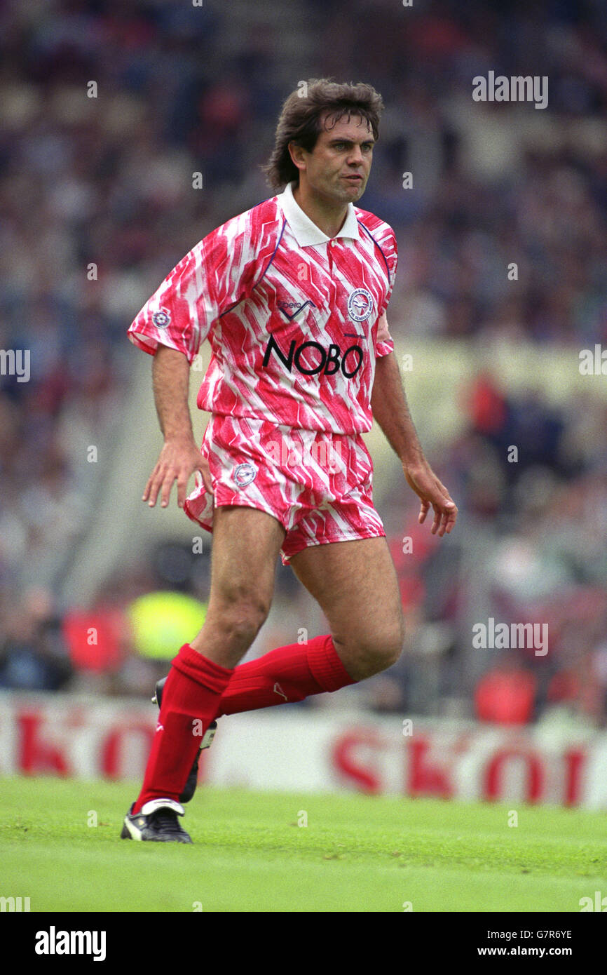 Soccer dean wilkins hi-res stock photography and images - Alamy