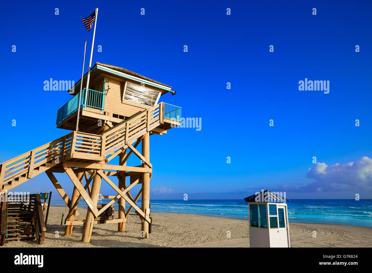 Daytona Beach in Florida baywatch tower in USA Stock Photo - Alamy