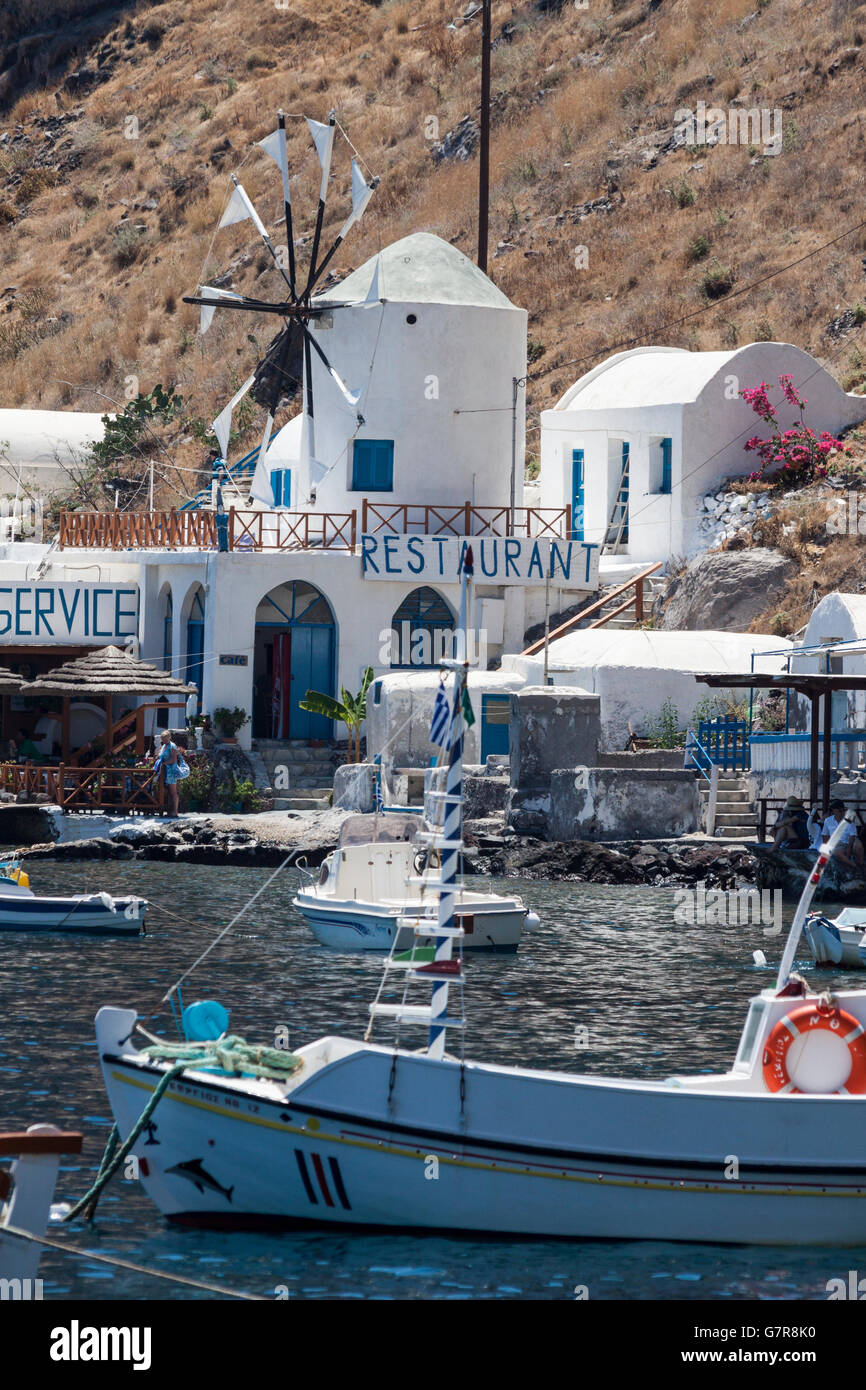 Whitewashed Houses Thirasia Santorini Greece Stock Photo - Alamy