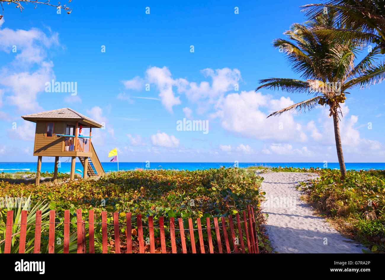 Del Ray Delray beach in Florida USA baywatch tower Stock Photo - Alamy