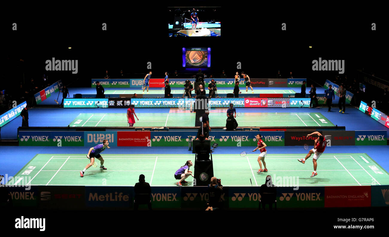 A badminton court set up hi-res stock photography and images - Alamy