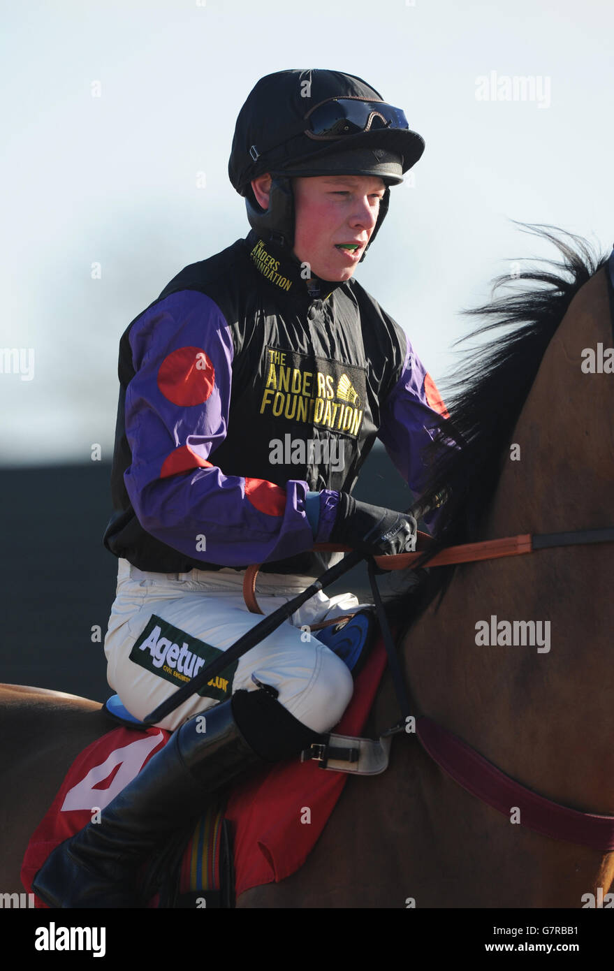 Jockey conor shoemark hi-res stock photography and images - Alamy