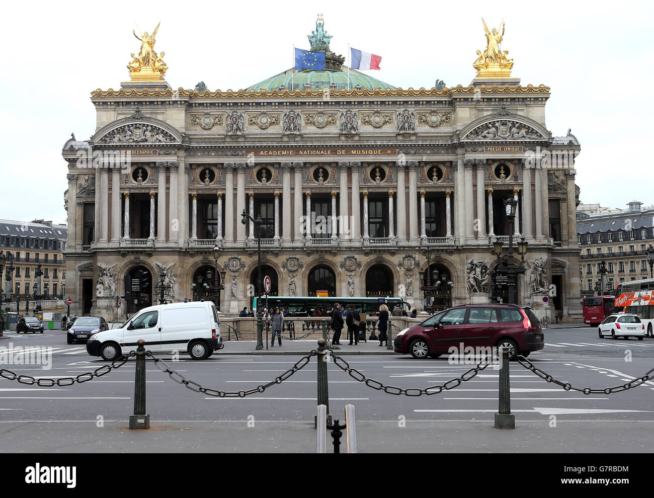 Travel Stock - Paris. A general view of L'Opera in Paris, France Stock ...