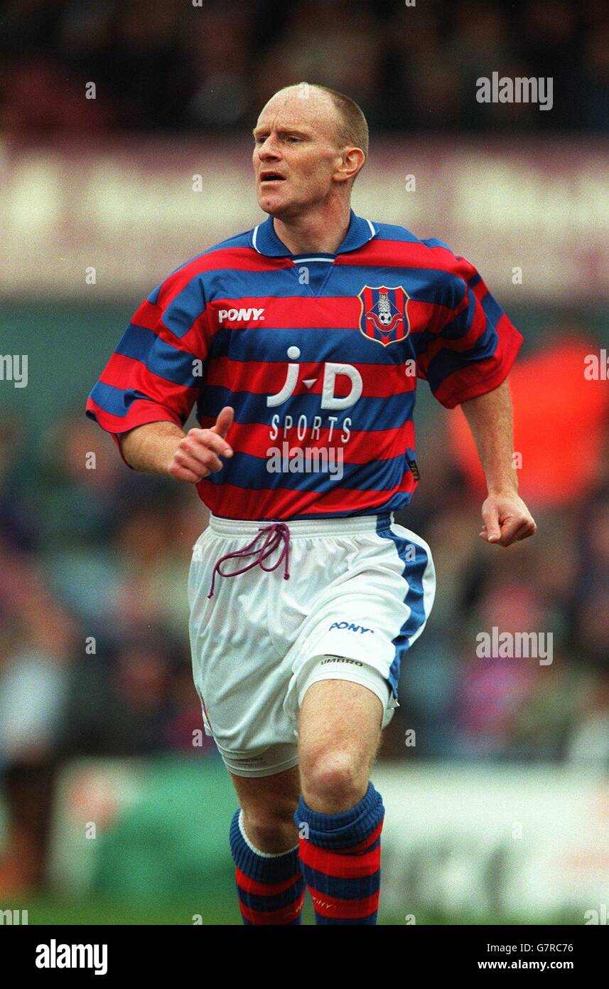 Andy ritchie oldham hi-res stock photography and images - Alamy