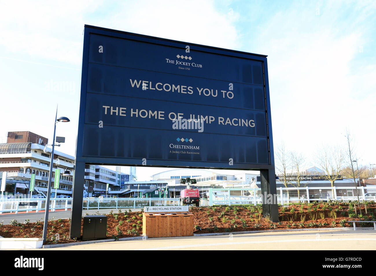 First horseracing races signage sign hi-res stock photography and ...