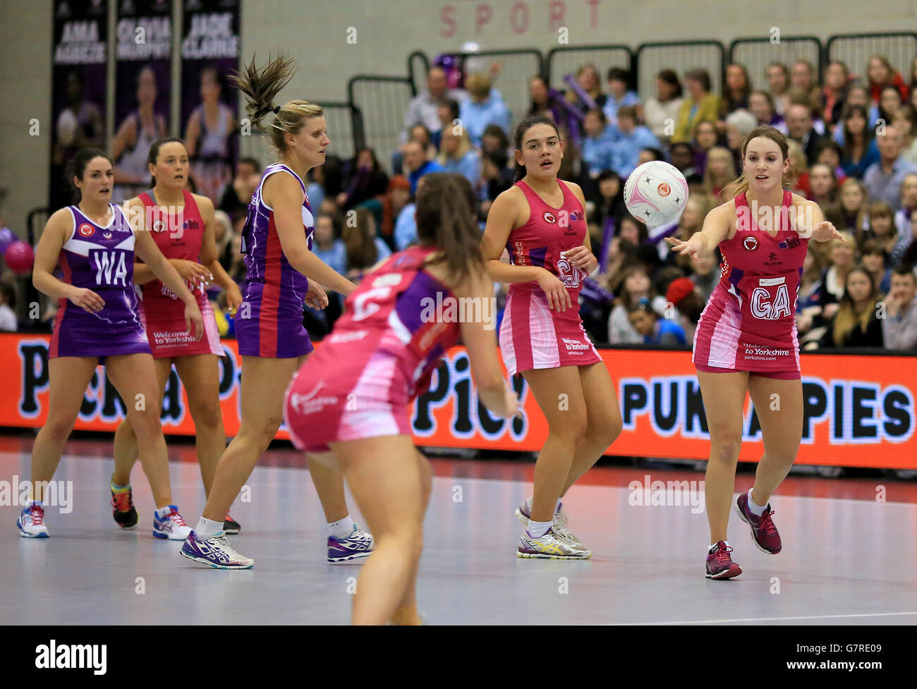 Yorkshire jets natalie haythornthwaite right hi-res stock photography ...