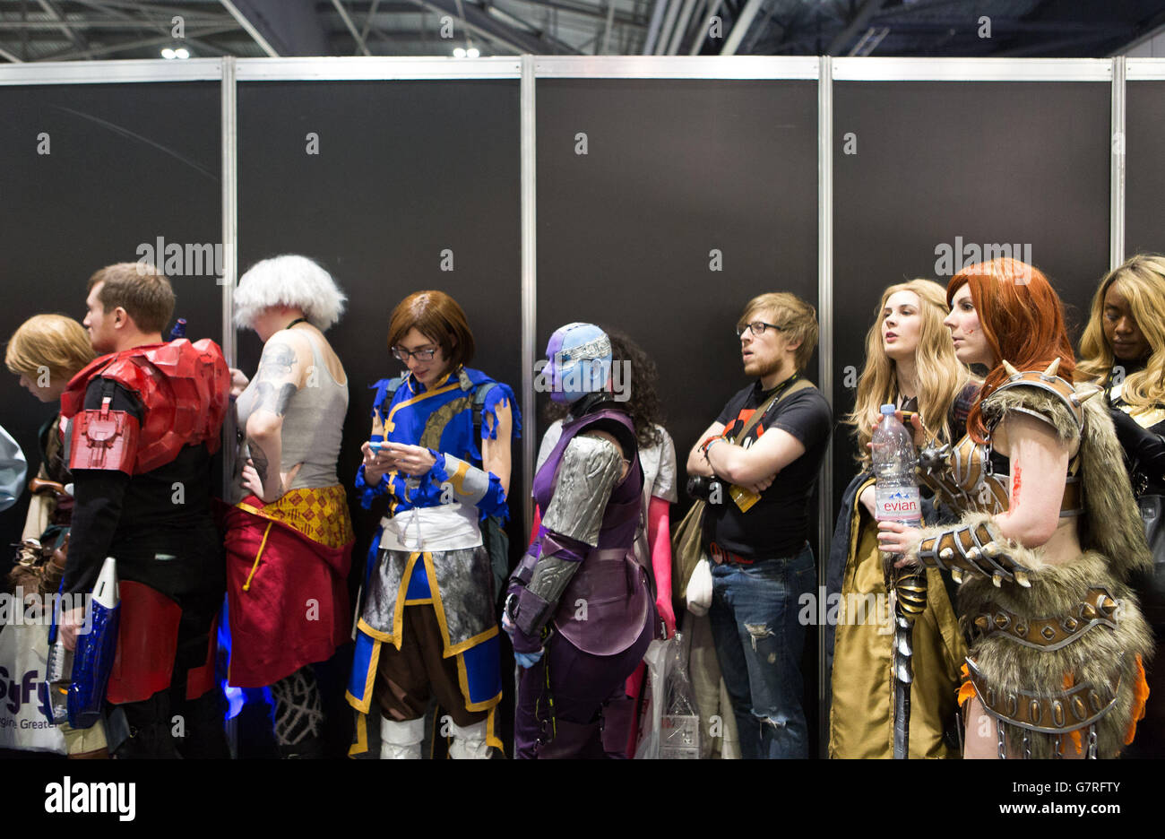 Comic fans queue london super comic convention excel hi-res stock ...