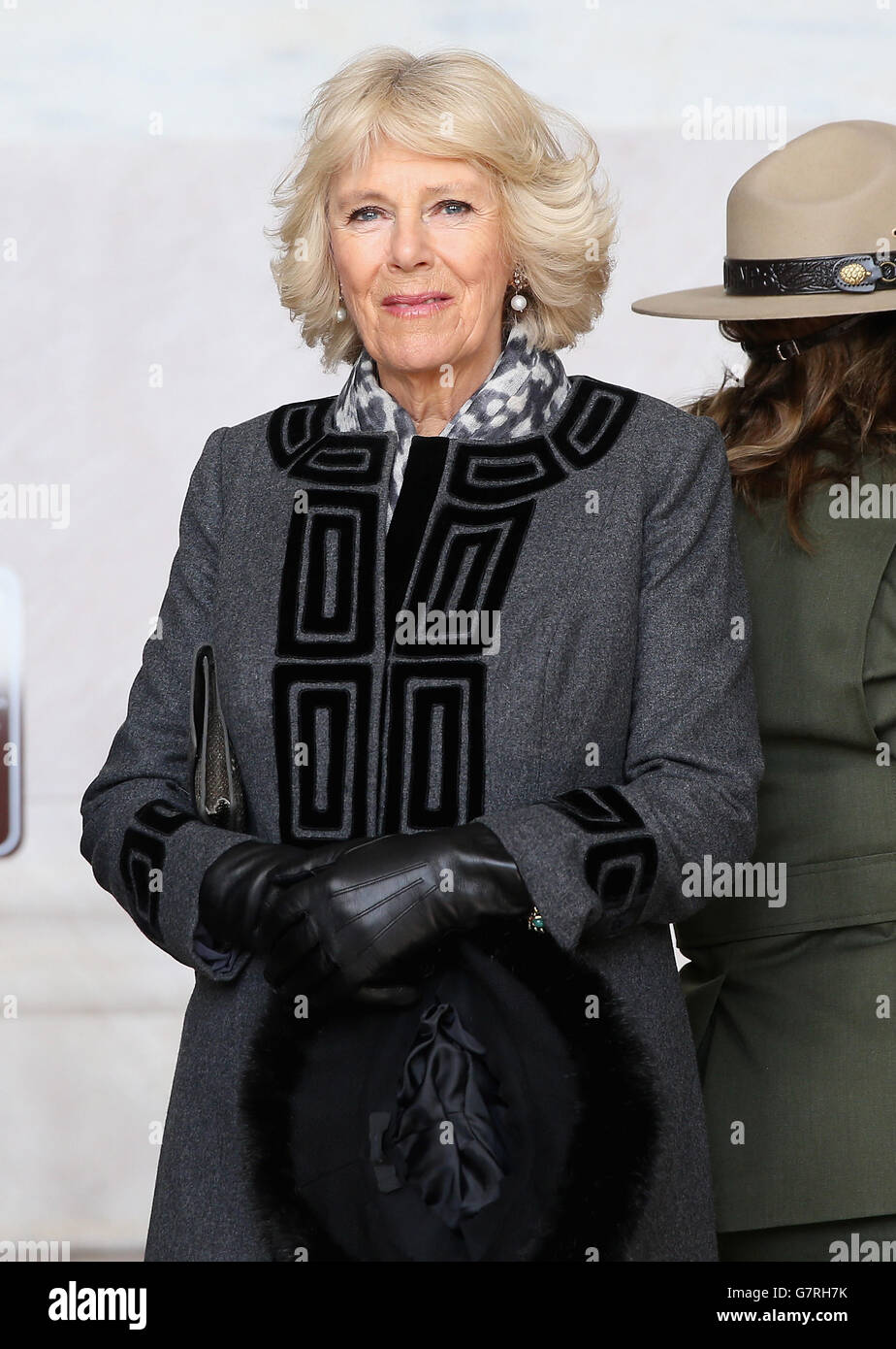 The Duchess of Cornwall visits the Lincoln Memorial on the second day ...
