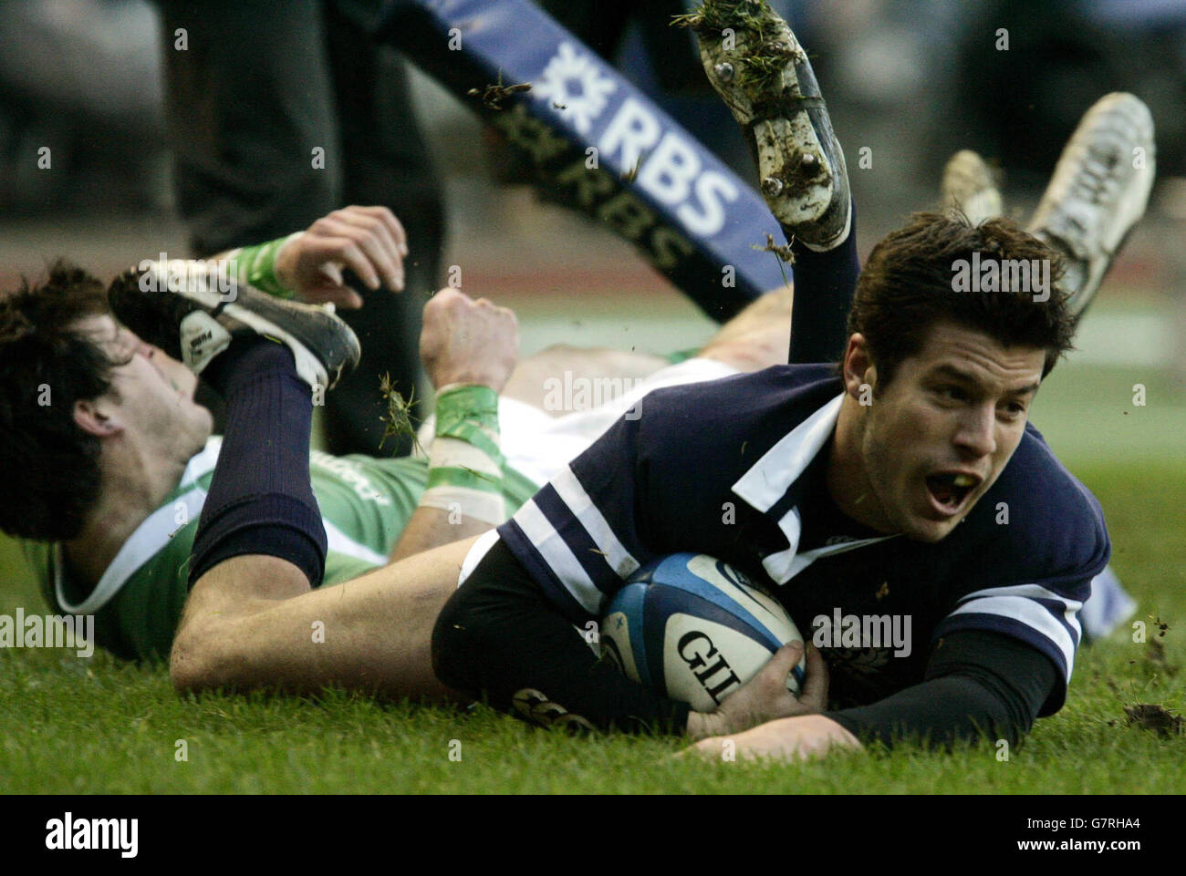 Scotlands hugo southwell scores first try hi-res stock photography and ...
