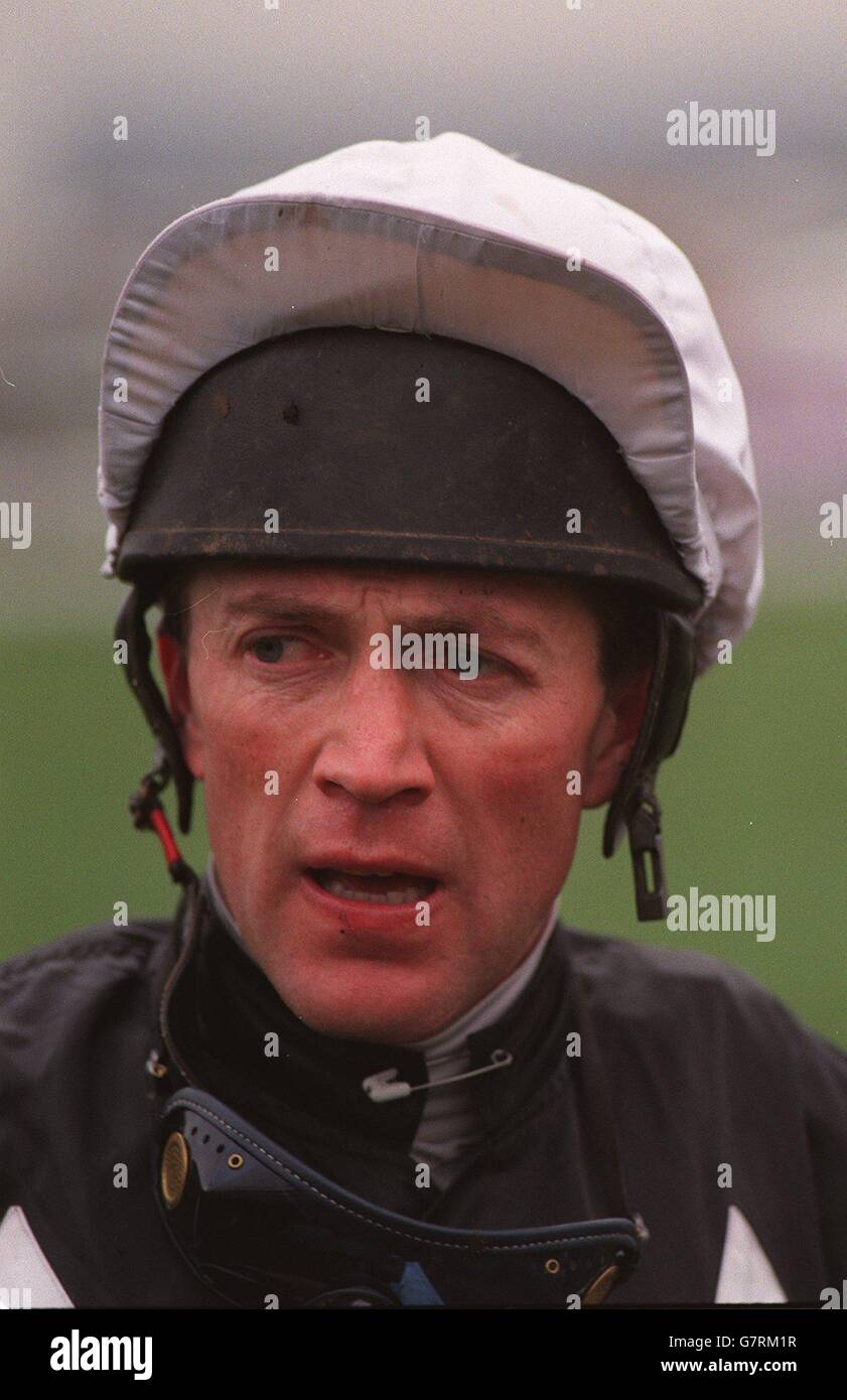 Horse Racing - Aintree Day 2. Jamie Evans Stock Photo - Alamy