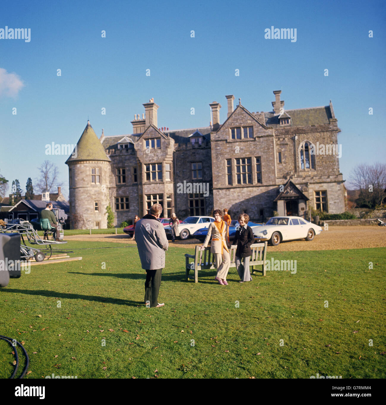 Bbc manor house programme hi-res stock photography and images - Alamy