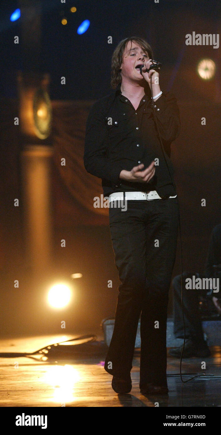 Brit Awards 2005 - Earls Court - On Stage Stock Photo - Alamy