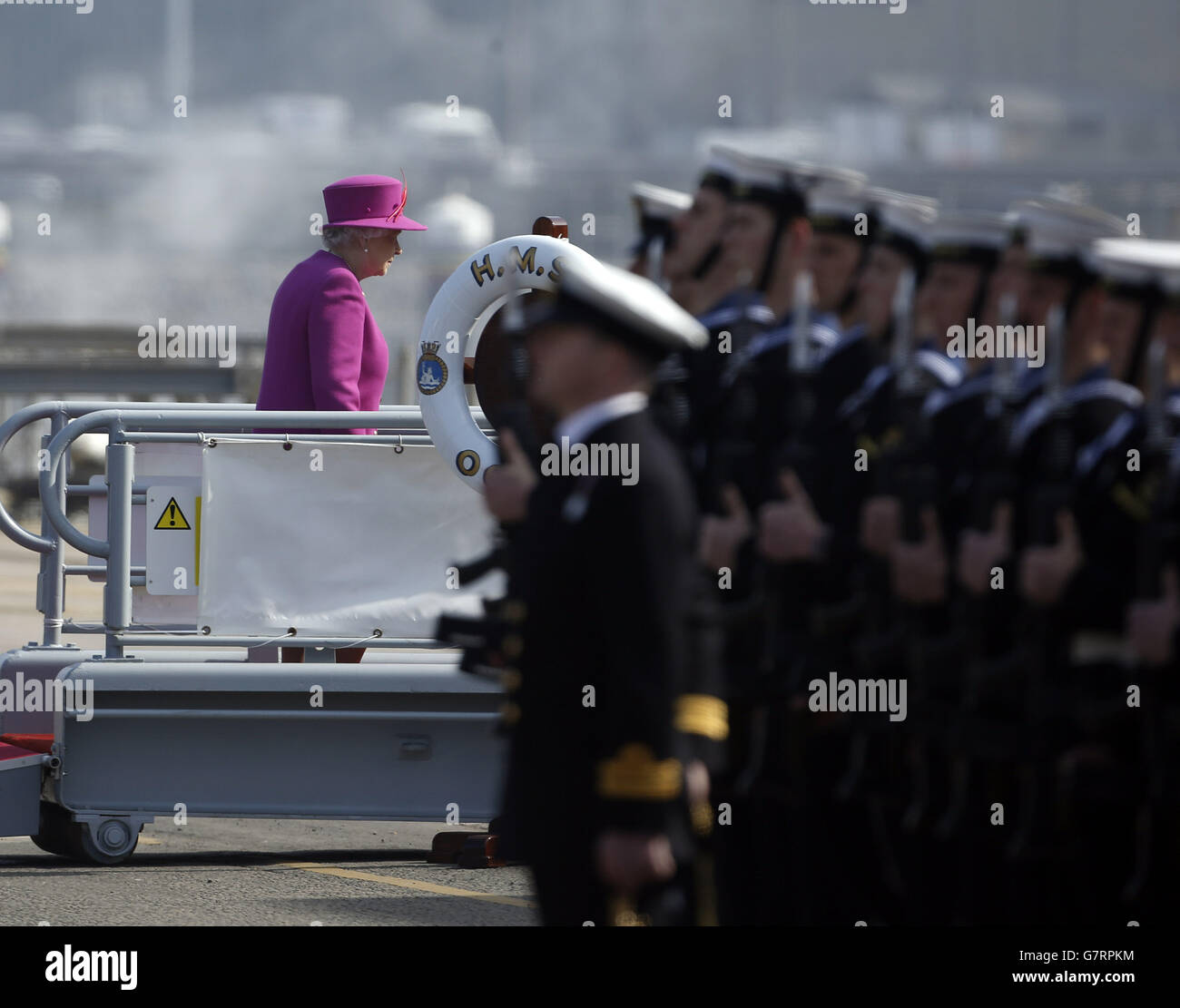 Royal visit to HMS Ocean - HM Naval Base Devonport Stock Photo - Alamy