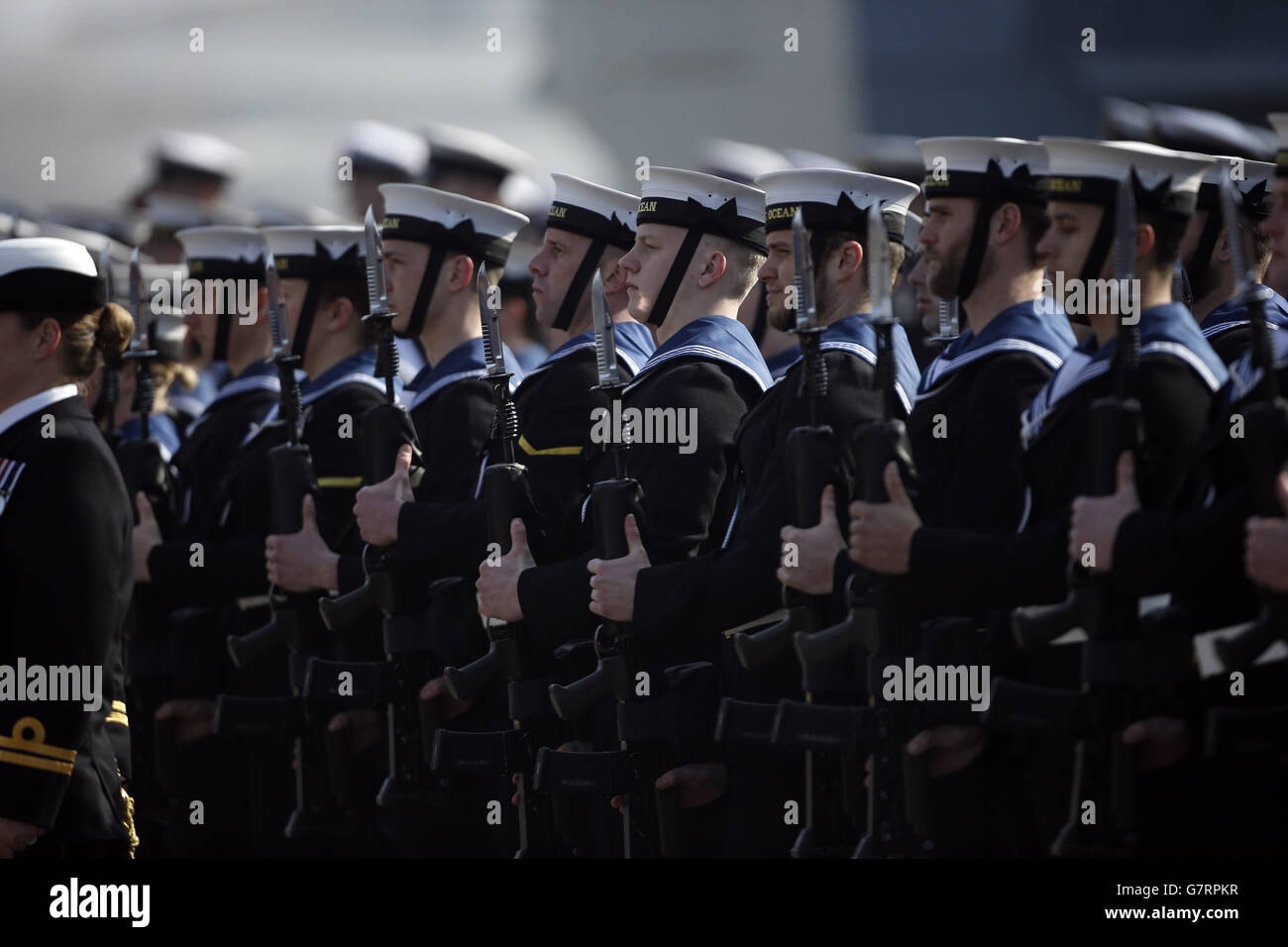 Queen elizabeth ii visit devon hi-res stock photography and images - Alamy