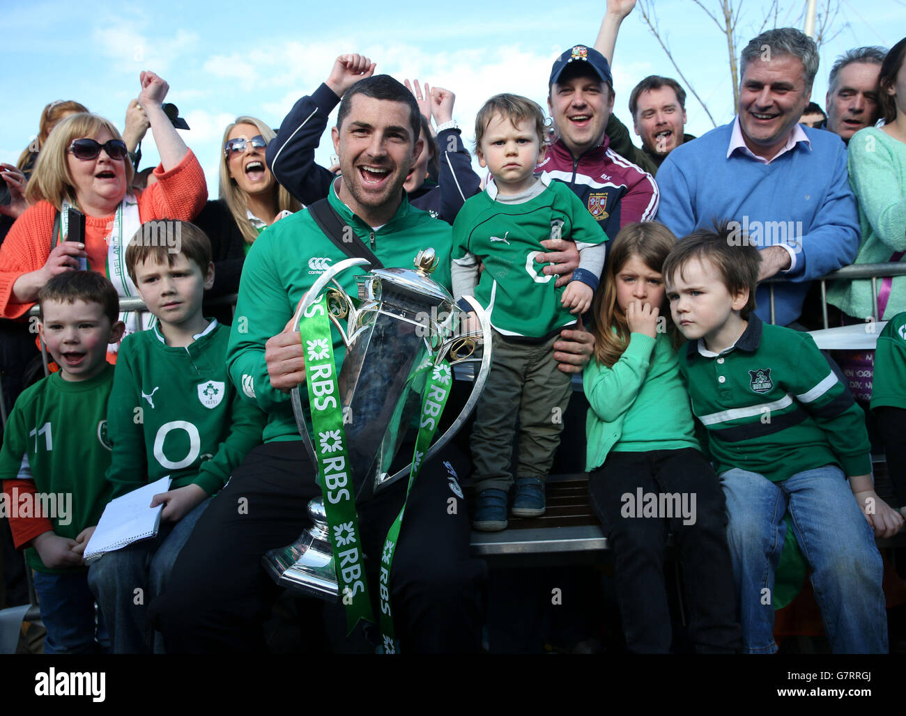 Ireland arrive hi-res stock photography and images - Alamy