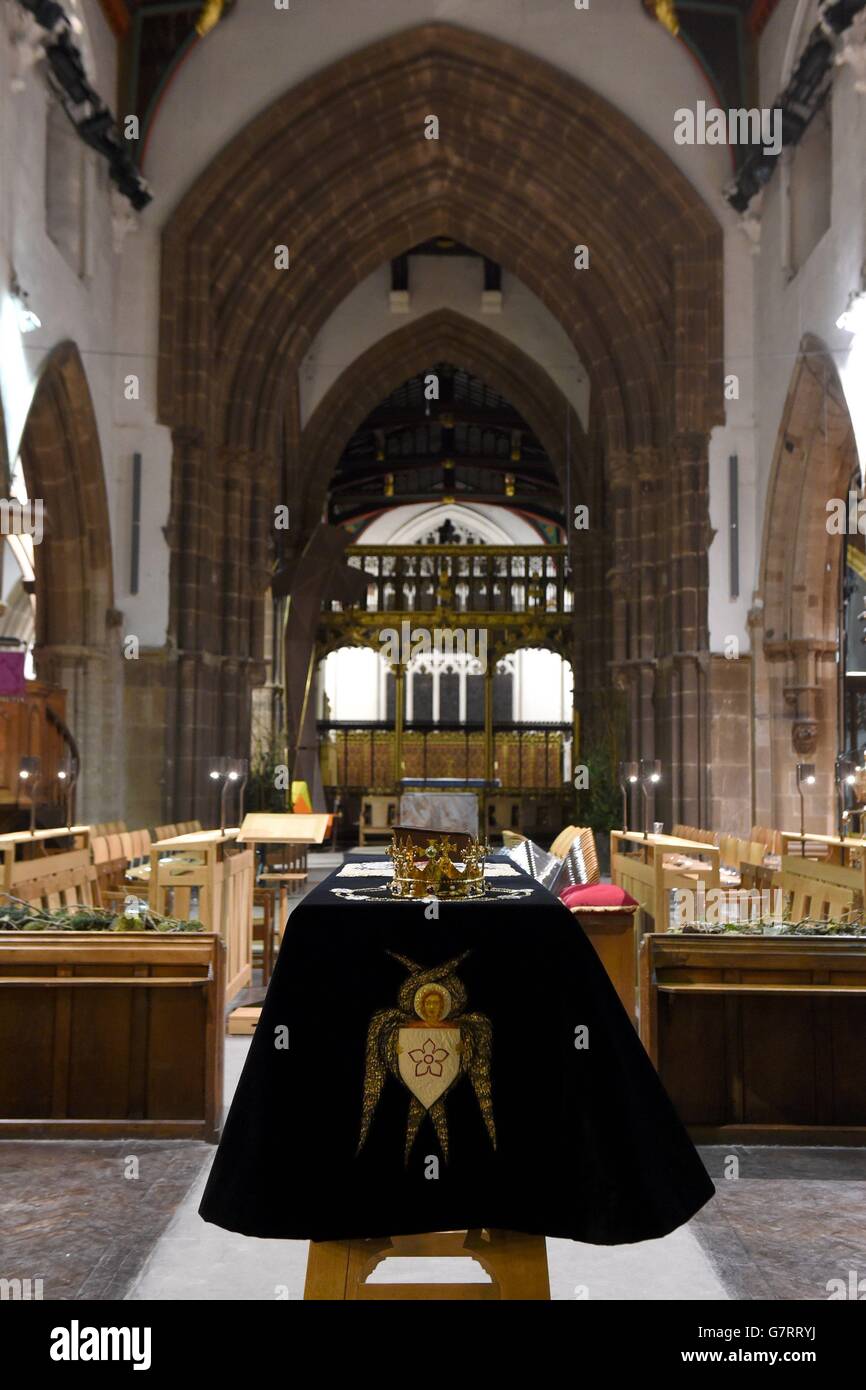 Richard III reburial. King Richard III's coffin inside Leicester ...