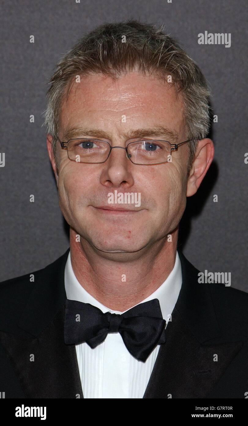 Stephen daldry arrives hi-res stock photography and images - Alamy