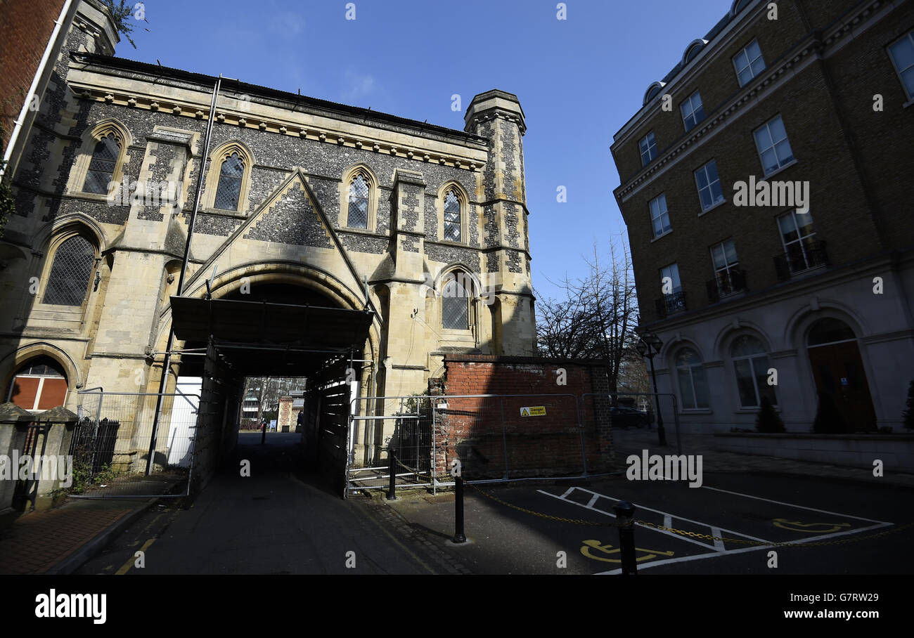 Abbey gateway reading hi-res stock photography and images - Alamy
