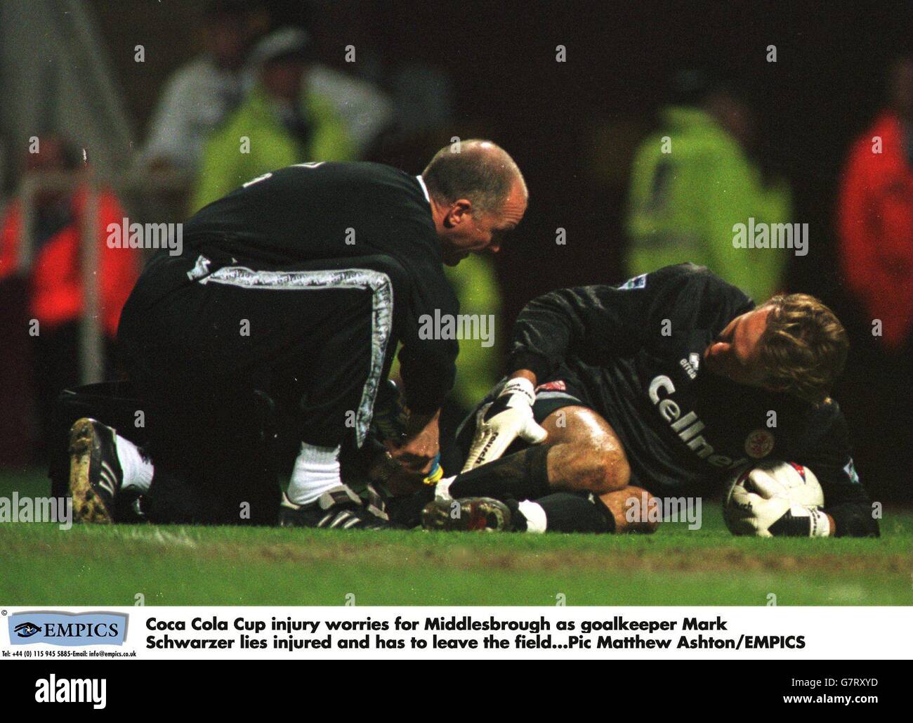 Football utd injury injured hi-res stock photography and images - Alamy