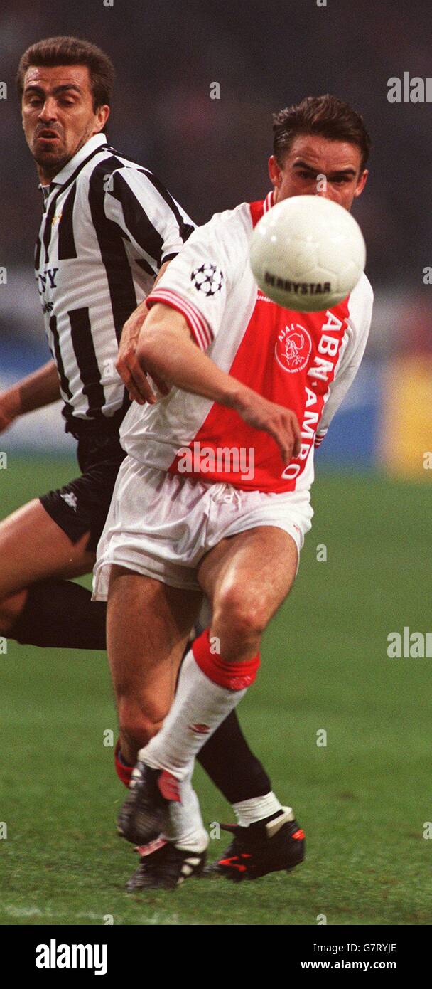 Marc Overmars Ajax High Resolution Stock Photography and Images - Alamy