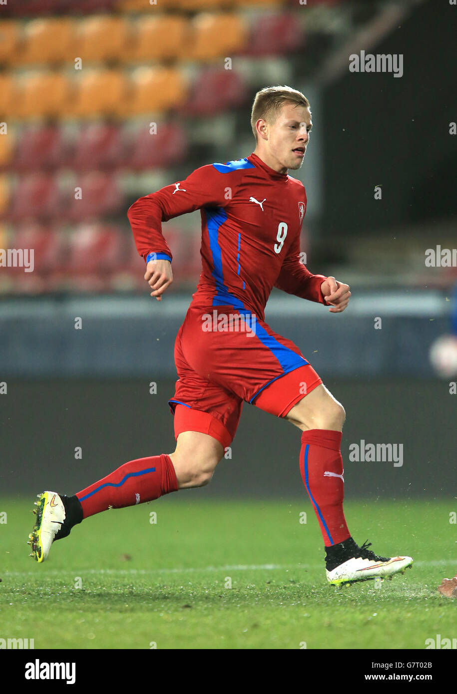Czech republic u v england u hi-res stock photography and images - Alamy