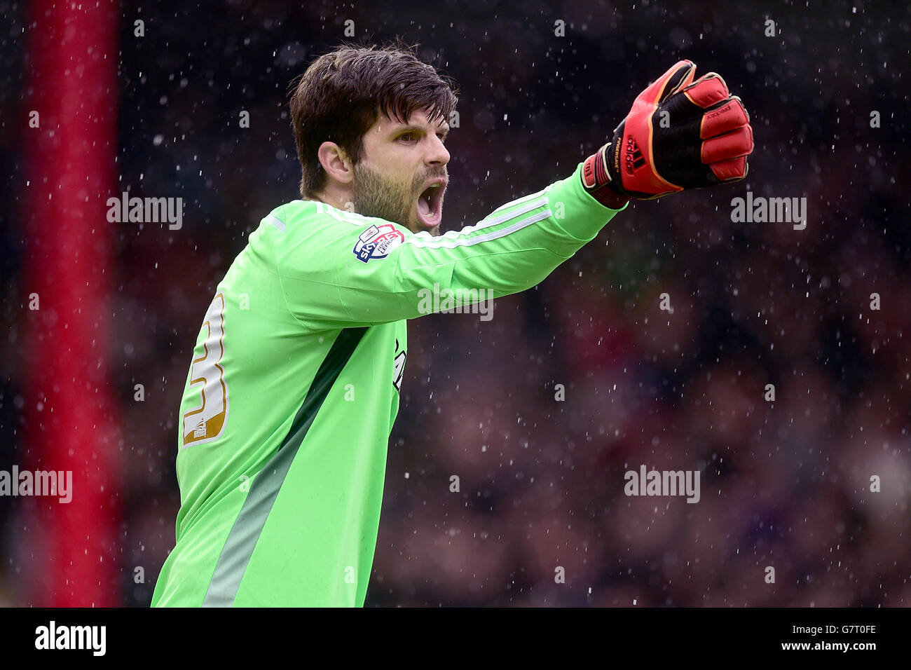 Soccer - Sky Bet League One - Brentford v Middlesbrough - Griffin Park ...