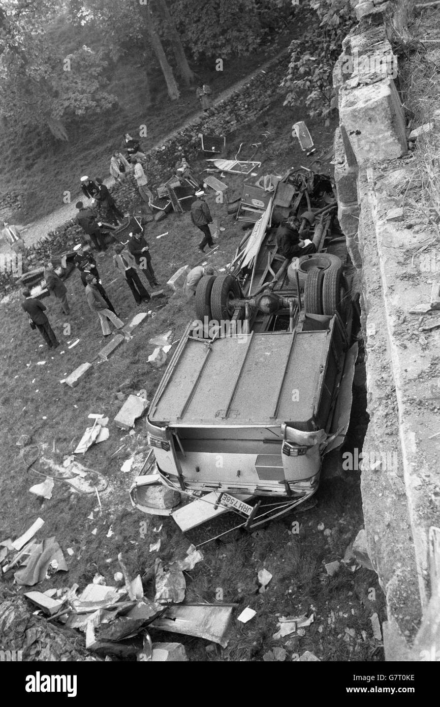 Accidents and Disasters - Coach Crash - Dibbles Bridge, Hebden ...