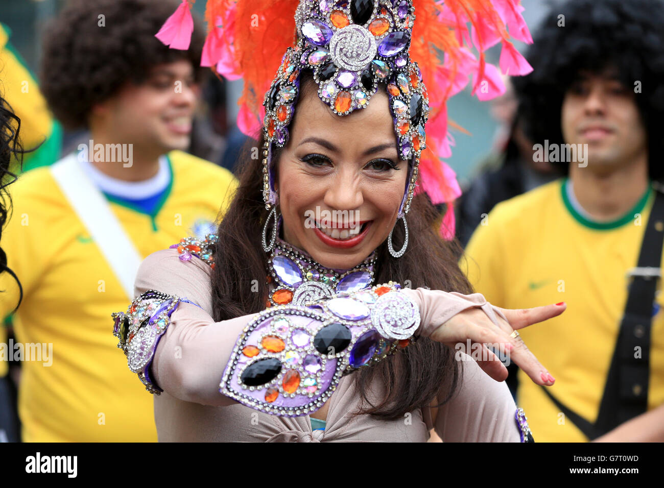 Brazilian dancers outside the Emirates Stadium before the match Stock ...