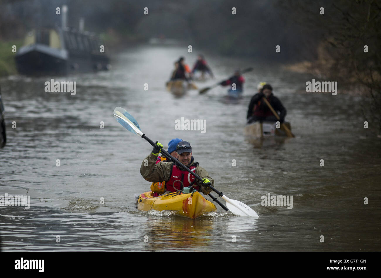 Devizes to Westminster International Canoe Race Stock Photo - Alamy