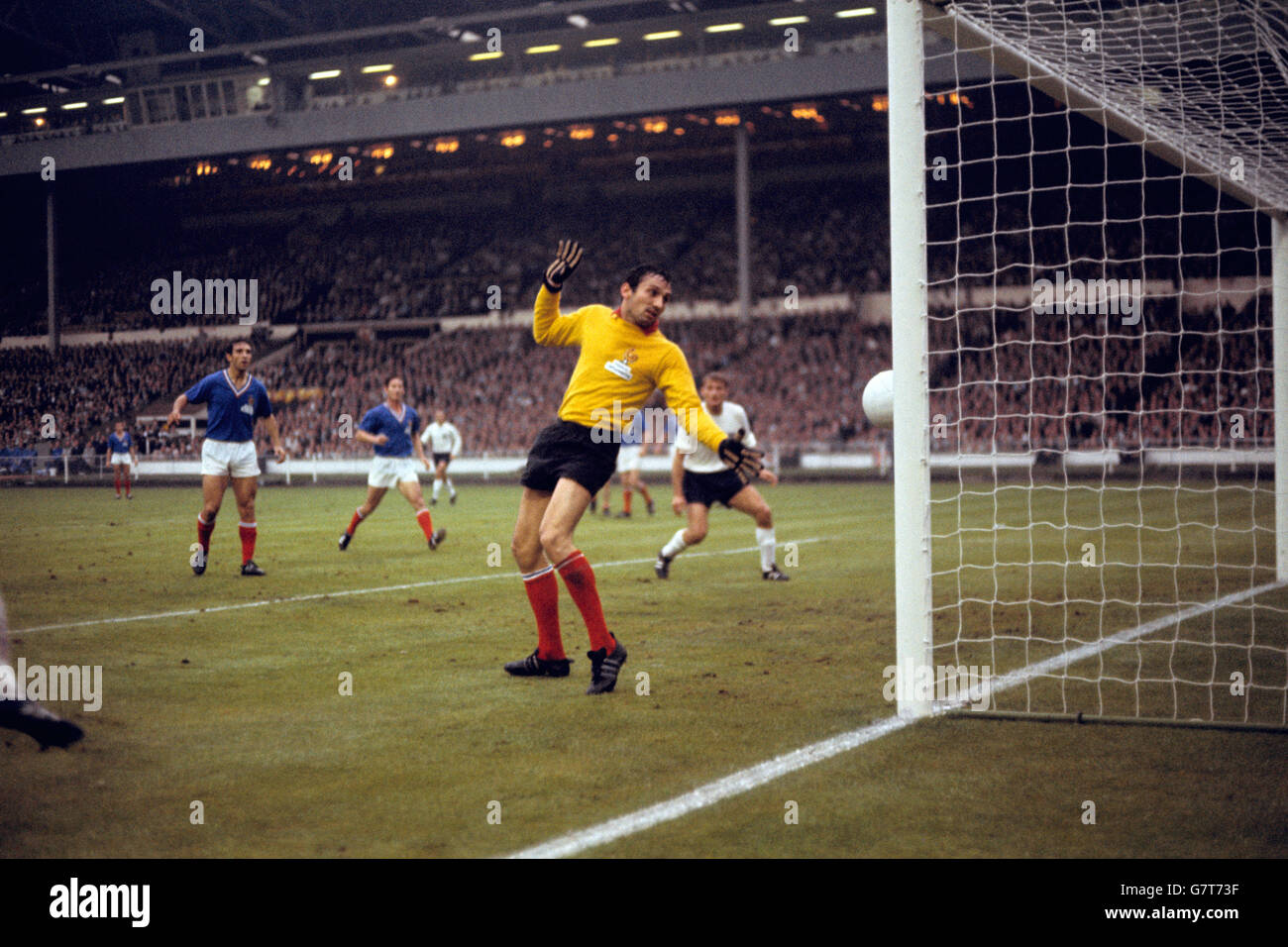 Soccer - FIFA World Cup England 1966 - Group One - England v France ...