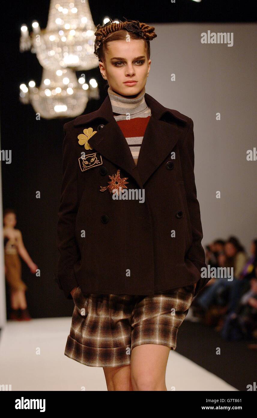 Model during clements ribeiro show hi-res stock photography and images ...