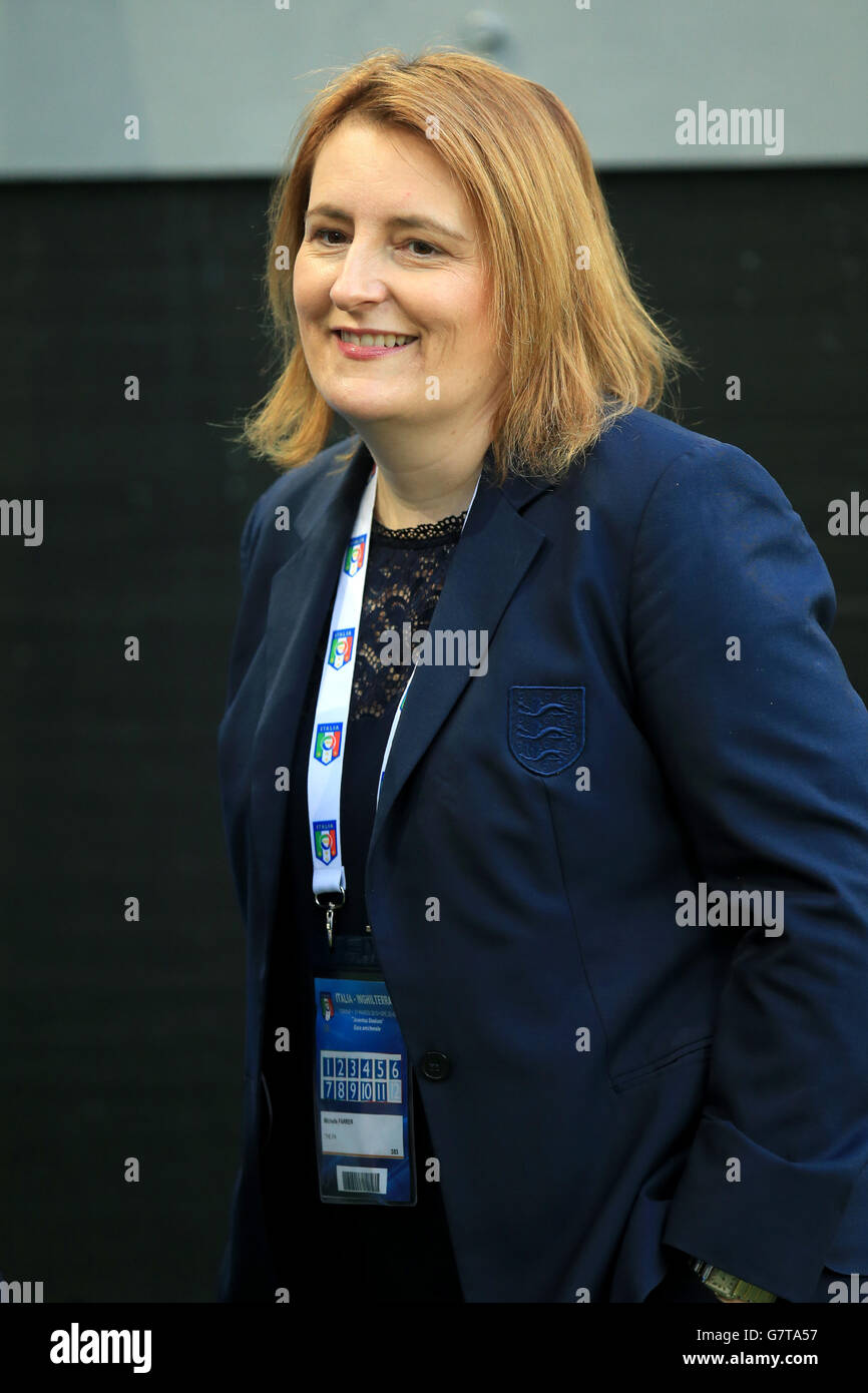 Michelle farrer hi-res stock photography and images - Alamy