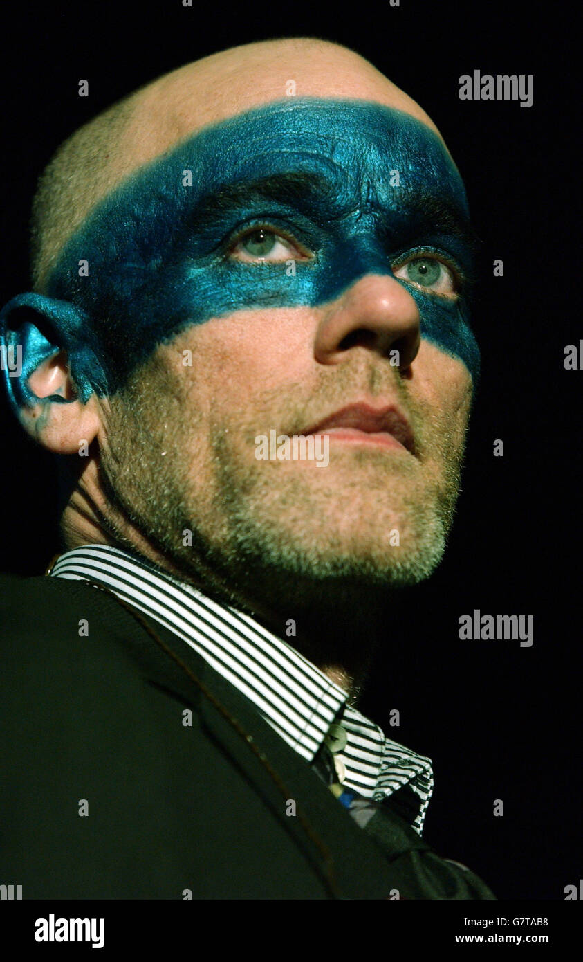 Rem band hi-res stock photography and images - Alamy