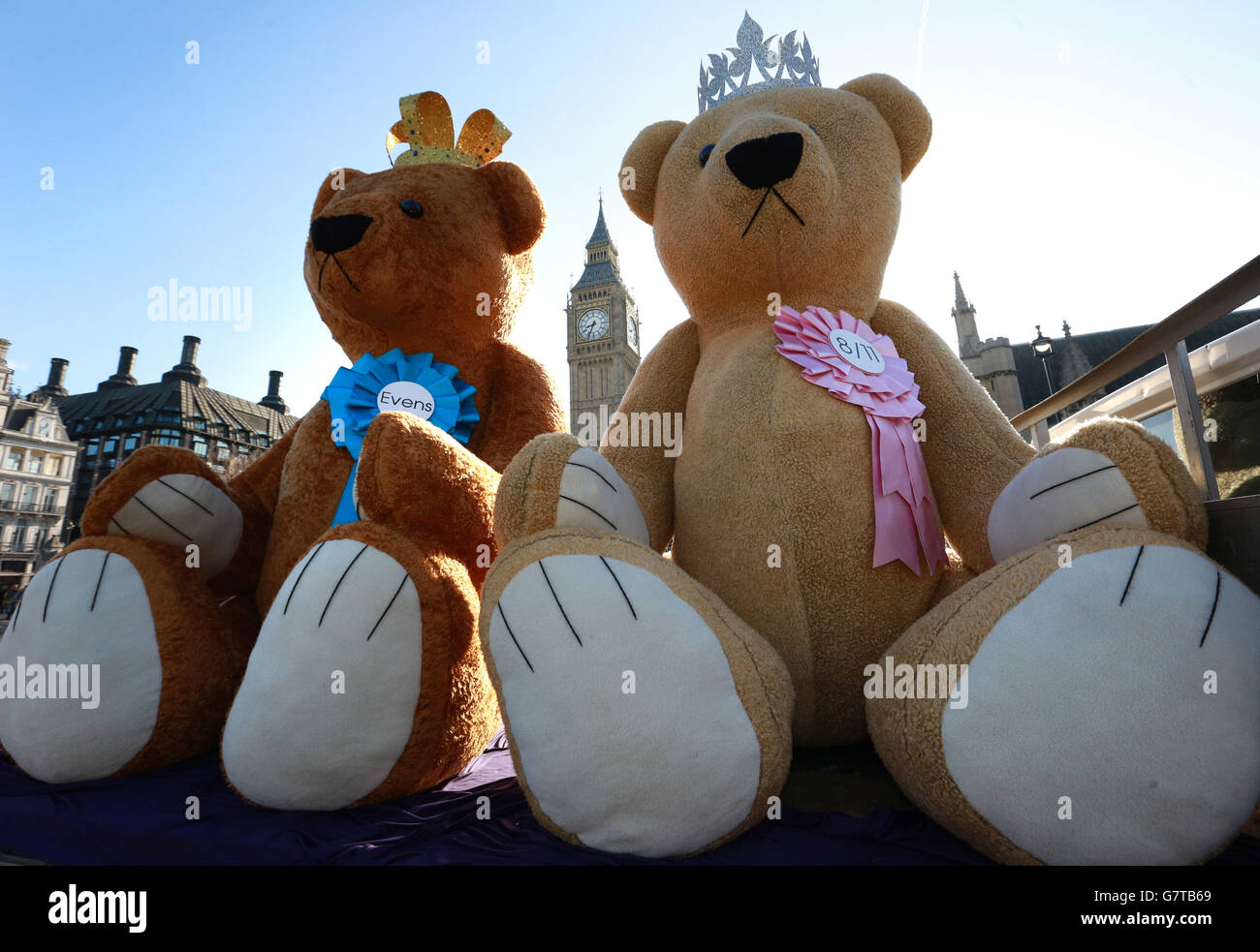 Teddy bears for royal baby Stock Photo - Alamy