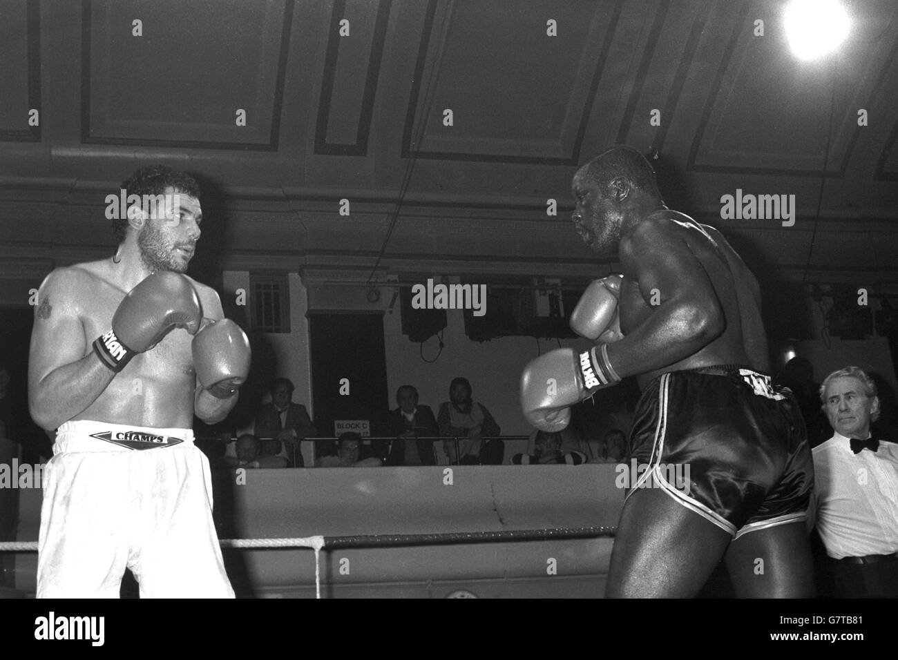 Liverpool heavyweight Noel Quarless (l), 25, who lost in a recent bout ...