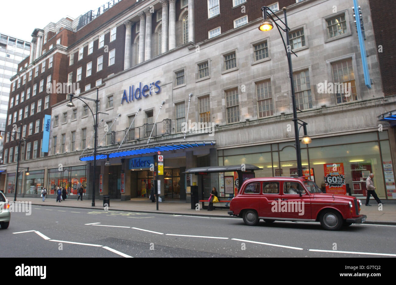 An allders store on oxford street hi-res stock photography and images ...